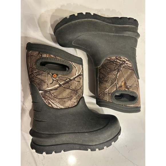 Bogs | Shoes | Bogs Kids Camo Insulated Waterproof Boots Size 8 | Poshmark
